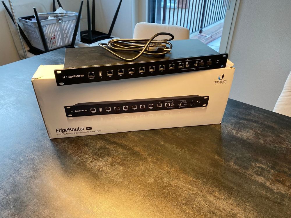 Ubiquiti Edgerouter Pro ER-8 ERPro-8 (Gebraucht) in Uster für CHF 123 ...