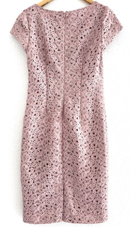 Robe fourreau (Neu und originalverpackt) in Arbaz für CHF 30 – mit ...