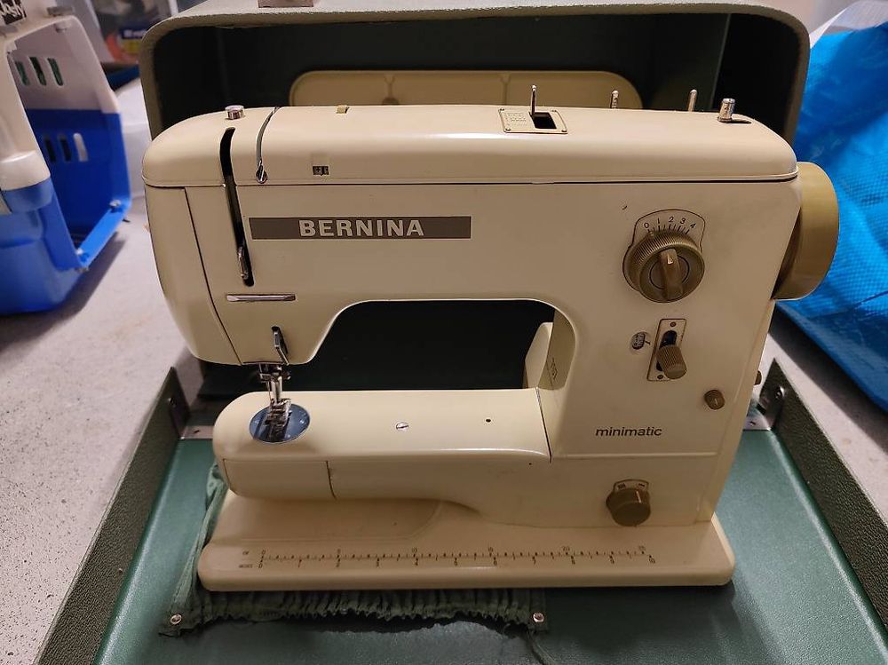 Bernina minimatic 707 Nähmaschine (Gebraucht) in Stettfurt für CHF 85 ...