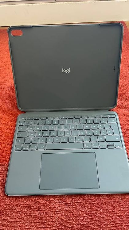 iPad Pro 12.9 / iPad Air 13 Keyboard Logitech Combo Touch (Neu (gemäss ...