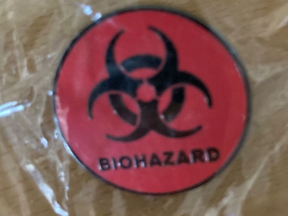 Biohazard Pin Anstecker Punk Metal Rock Band (Neu (gemäss Beschreibung ...