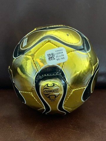 Teamgeist Berlin Final Mini Fussball WM 2006 - gold schwarz | Kaufen ...