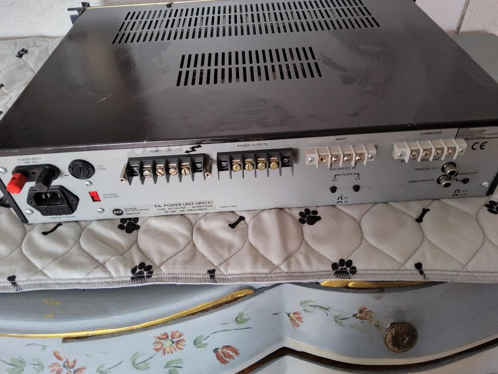 Verstärker RCF UP4121 4 Ohm bis 100v (Gebraucht) in Suhr für CHF 25 – mit Lieferung auf Ricardo ...