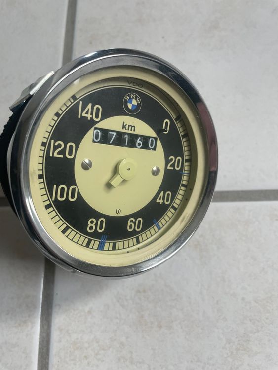 BMW Tacho (Defekt) in Grafstal für CHF 12 – mit Lieferung auf Ricardo ...