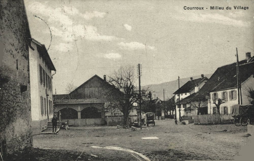 Courroux - Millieu du Village (Gebraucht) in für CHF 15 – mit Lieferung ...