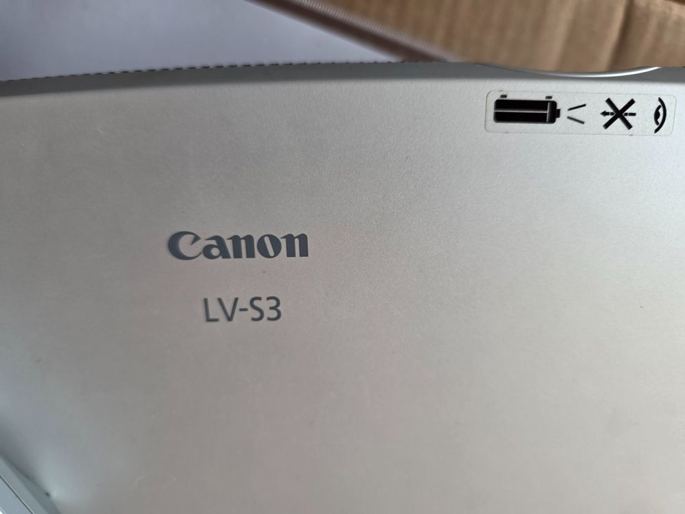 Beamer TV Heim Kino Projektor Canon LV S3 (Gebraucht) in Walterswil BE ...