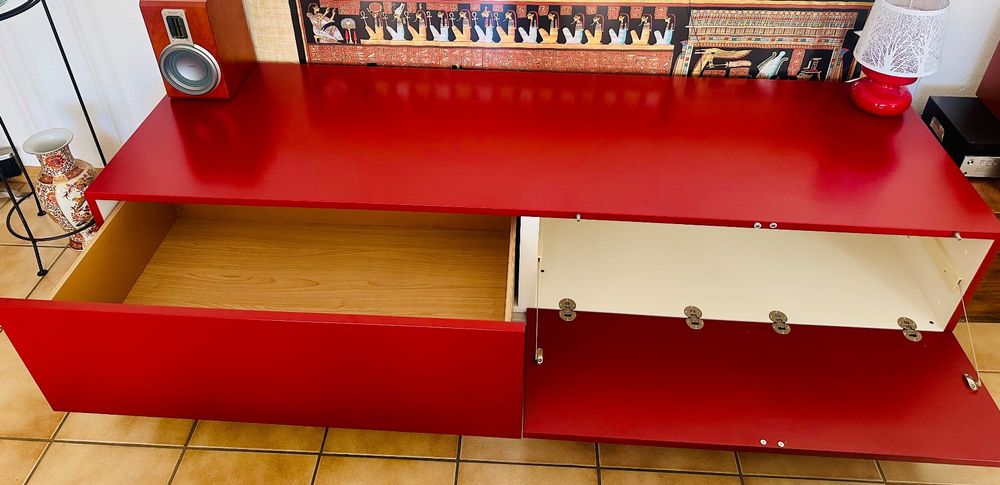 Meuble laqué Design avec rangements. (D'occasion) à Prangins pour CHF ...