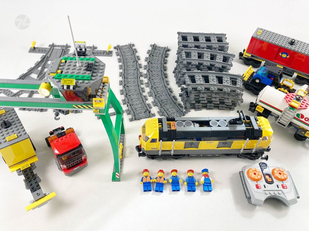 Lego City 7939 RC Eisenbahn Güterzug Diesellok Güterwagen (Gebraucht ...