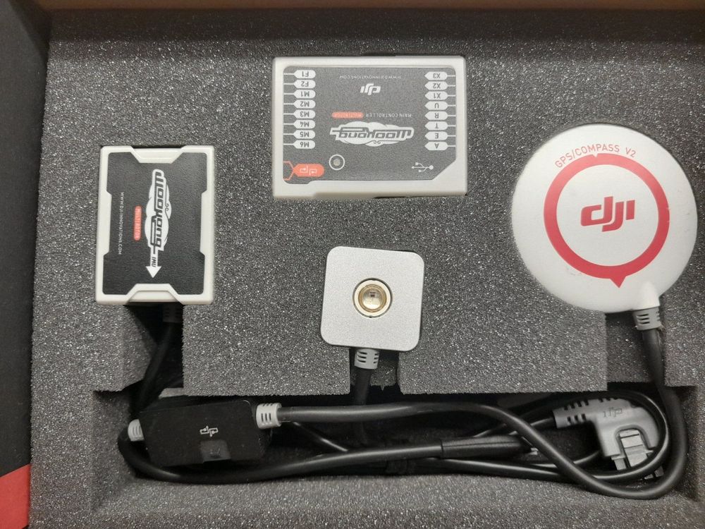 neuwertiger DJI V2 Wookong Flight Controller mit V2 GPS (Gebraucht) in ...