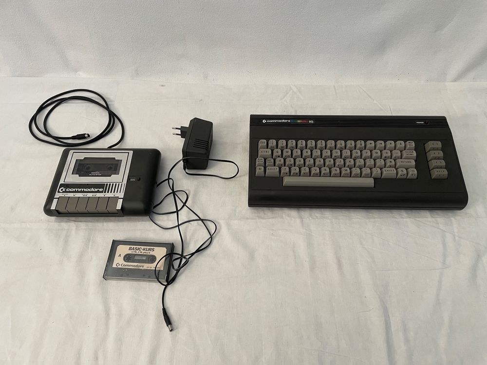 Commodore 16 mit Datasette 1531 und Basic Kurs - Klassiker | Kaufen auf ...