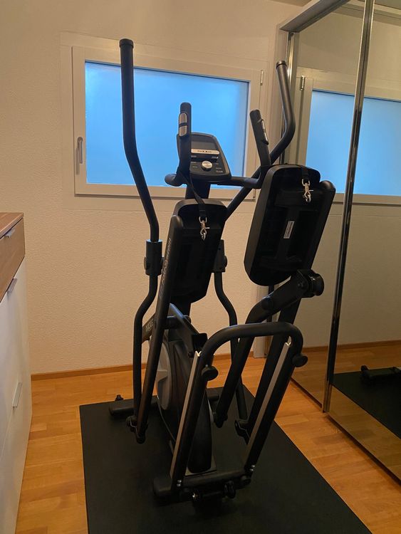 Crosstrainer Maxxus CX 4.3f (Gebraucht) in Stuttgart für CHF 900 – nur ...