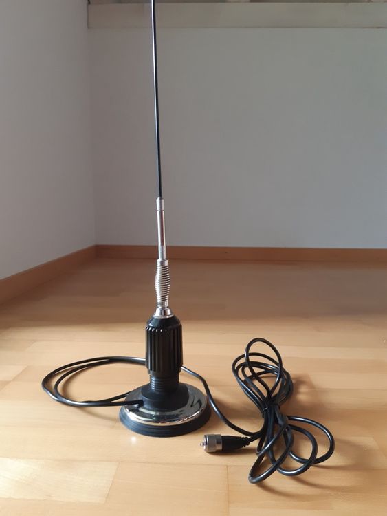 Albrecht AE6110 CB-Funkgerät + Albrecht 6522 CB 95 Antenne (Gebraucht ...