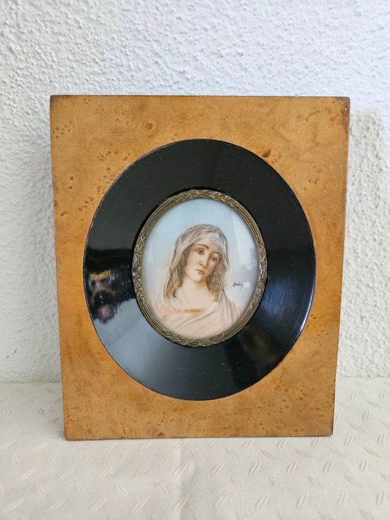 Miniatur Portrait 19. Jahrhundert (Jungfrau) signiert | Kaufen auf Ricardo