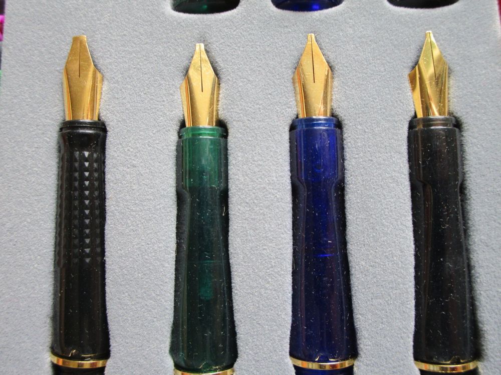 Calligraphy Set (Neu (gemäss Beschreibung)) in Heimberg für CHF 13 ...