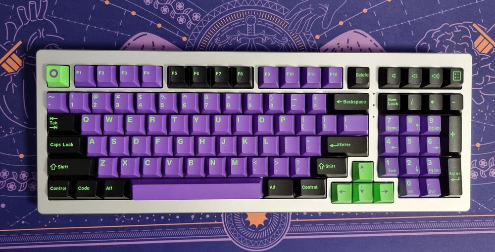 GMK EVA Mecha-01 PBT Keycaps (Neu (gemäss Beschreibung)) in Bülach für ...