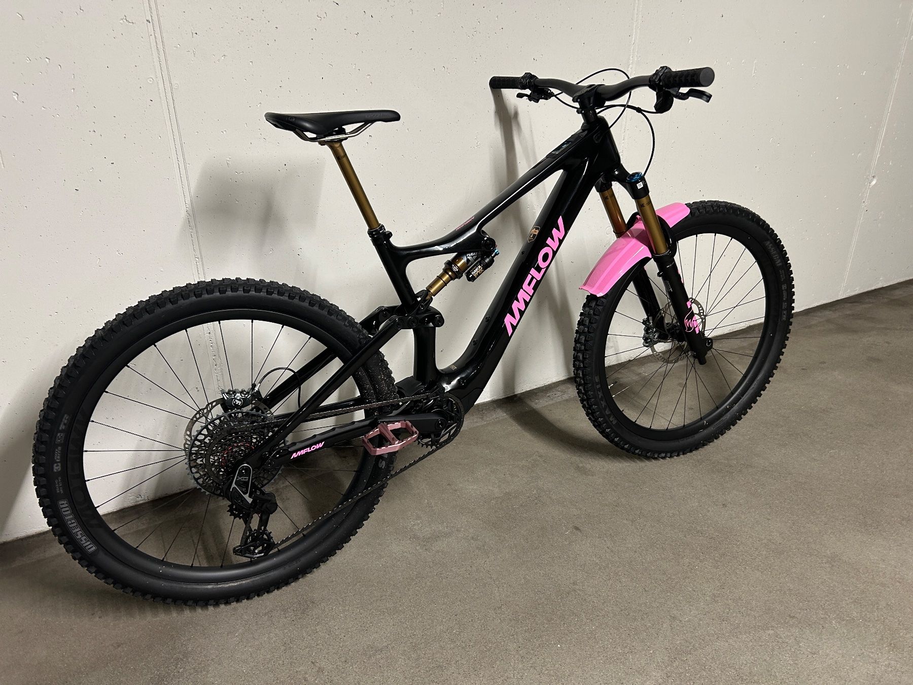 Amflow PL Carbon Pro DJI Avinox 800 WH Pink Edition ( GR:L ) (Neu ...