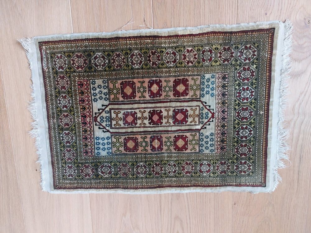 Alter Teppich (Gebraucht) in für CHF 21 – mit Lieferung auf Ricardo kaufen