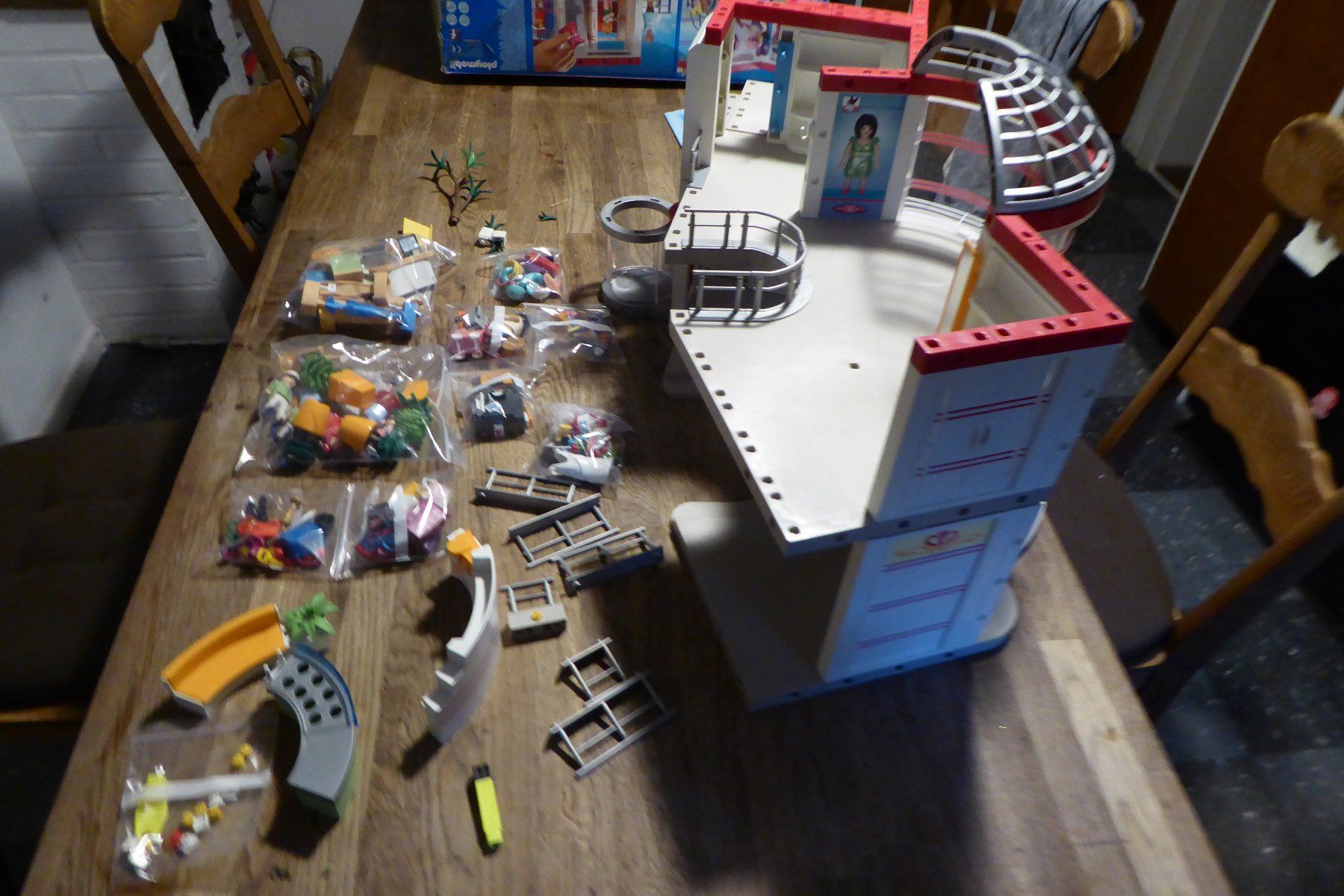 Playmobil Grosses Einkaufscenter City Life mit Zusatz Anbau (Gebraucht ...