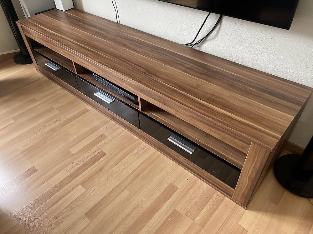 TV - Möbel / Sideboard (Gebraucht) in Schattdorf für CHF 30 – nur ...
