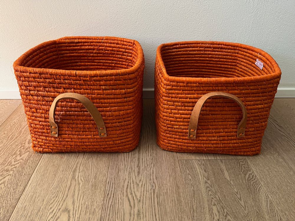2 RICE Körbe aus Raffia – Orange (Gebraucht) in Einsiedeln für CHF 10 ...