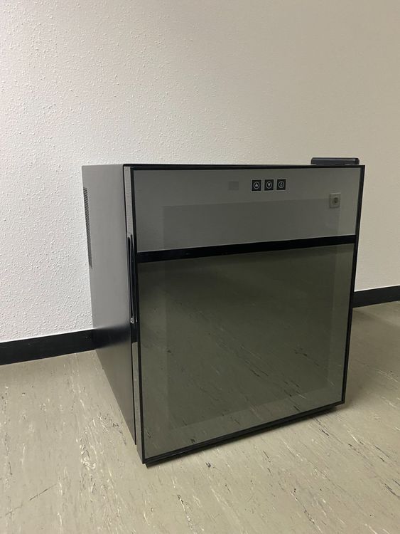 Mini Weinkühlschrank Vinocave10 | Kaufen auf Ricardo