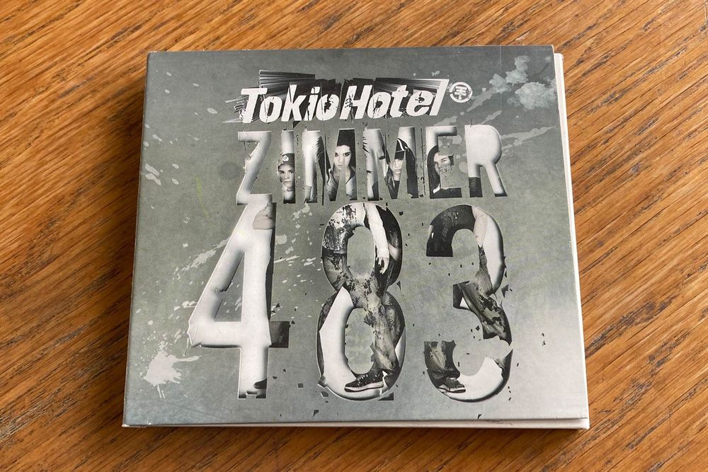 Musik-CD: TokioHotel - Zimmer 483 (2 CDs) | Kaufen auf Ricardo
