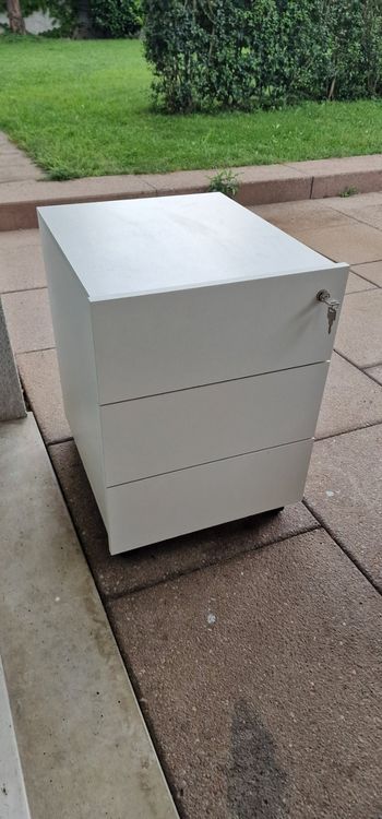 Schubladenblock mit 3 Schubladen (Gebraucht) in Zürich für CHF 20 – nur ...