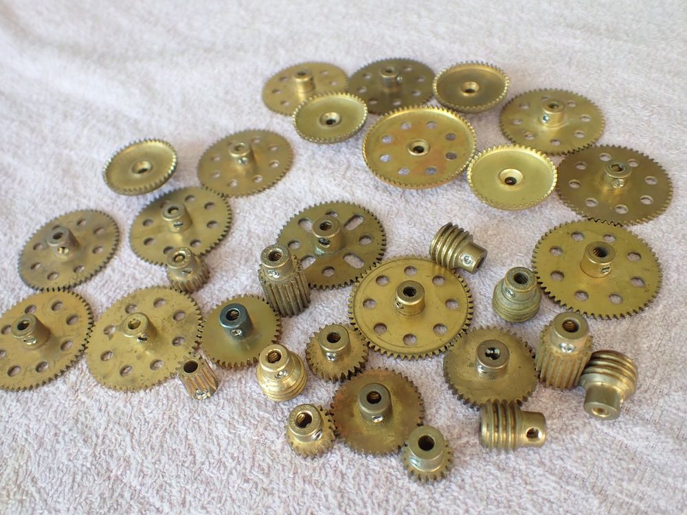 32 Zahnräder für den STOKYS Baukasten (Gebraucht) in Geroldswil für CHF 31 – mit Lieferung auf ...