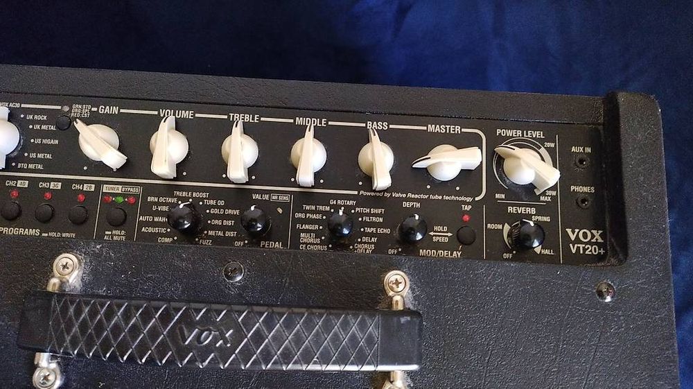 Vox VT20+ Valvetronix (amplificateur de guitare) (Gebraucht) in Vevey ...