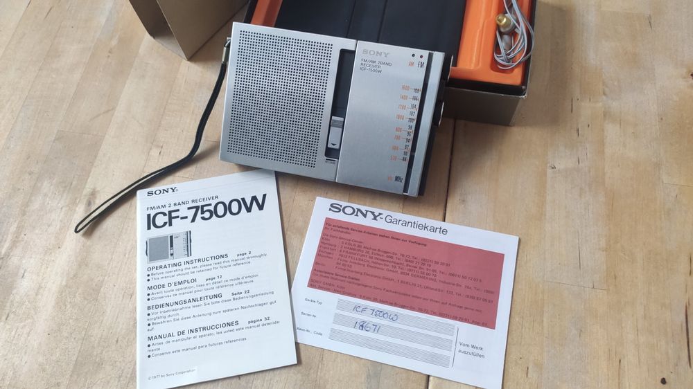 Sony ICF-7500W FM/AM 2-Band Radio von 1977 | Kaufen auf Ricardo