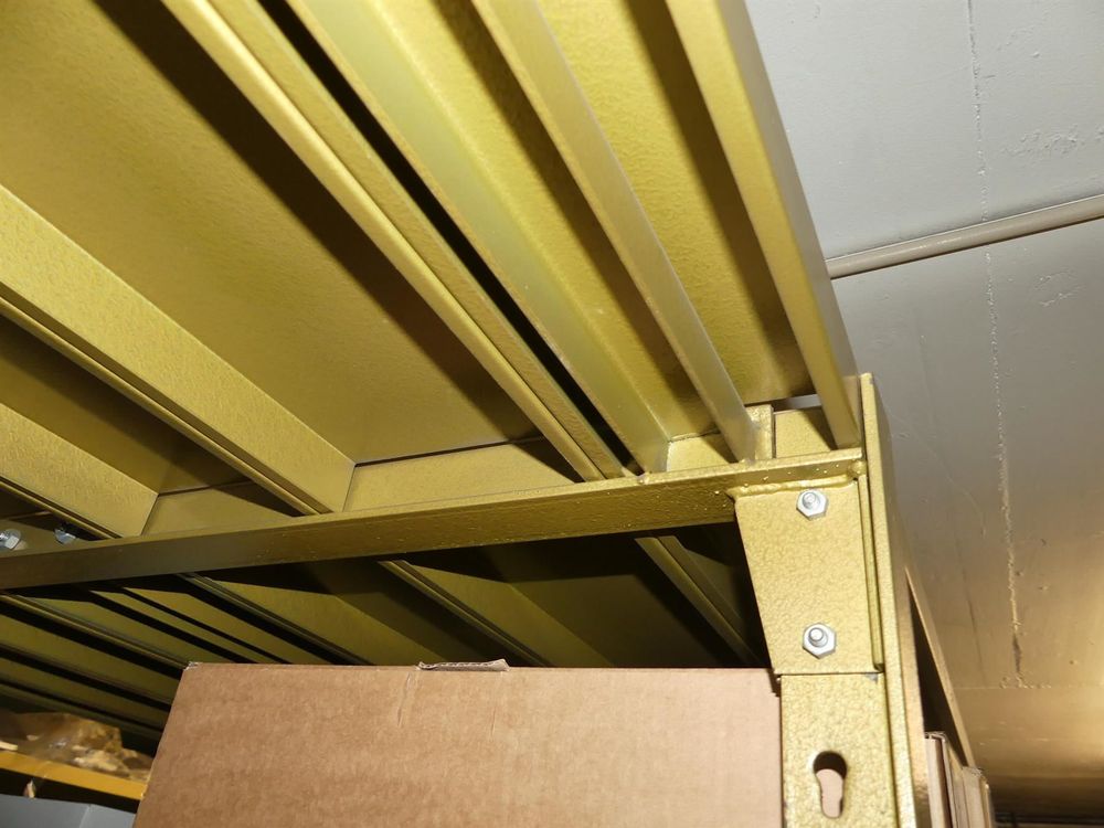 407) Lagerregal Länge 6.58m, 27 Tablare (Gebraucht) in Otelfingen für ...