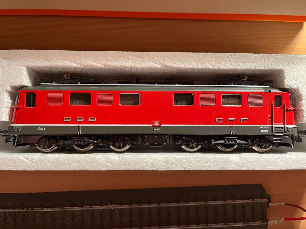 Roco SBB CFF Ae 6/6 AC digital (Gebraucht) in Les Paccots für CHF 86 ...