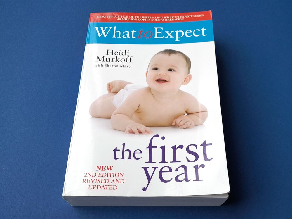 What to expect - FIRST YEAR - Heidi Murkoff book baby (Gebraucht) in ...