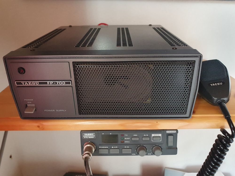 Funkstation YAESU FTL-2001 / YAESU FP-700 (Gebraucht) in Mürren für CHF 400 – mit Lieferung auf ...