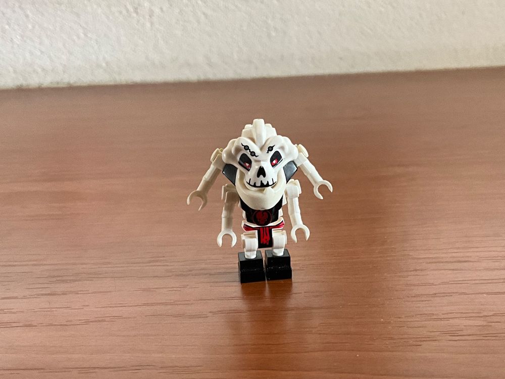 Lego Minifigur Samukai Ninjago (Gebraucht) in Termen für CHF 10 – mit ...