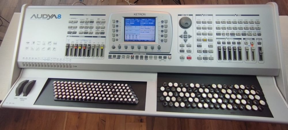Ketron Audya 8 Knopfkeyboard C Griff occasion (Gebraucht) in Burg AG ...