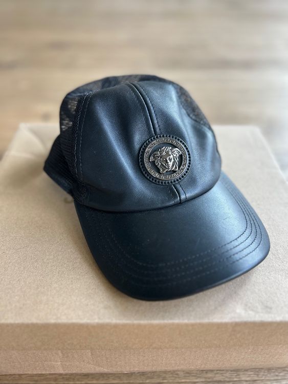 Cap - Versace (Gebraucht) in Niederhasli für CHF 70 – mit Lieferung auf ...