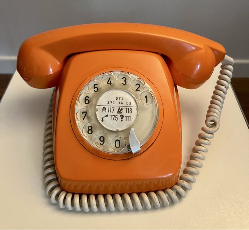 70er Retro Telefon Orange W48 – Vintage Klassiker (Gebraucht) in Hunzenschwil für CHF 67 – mit ...