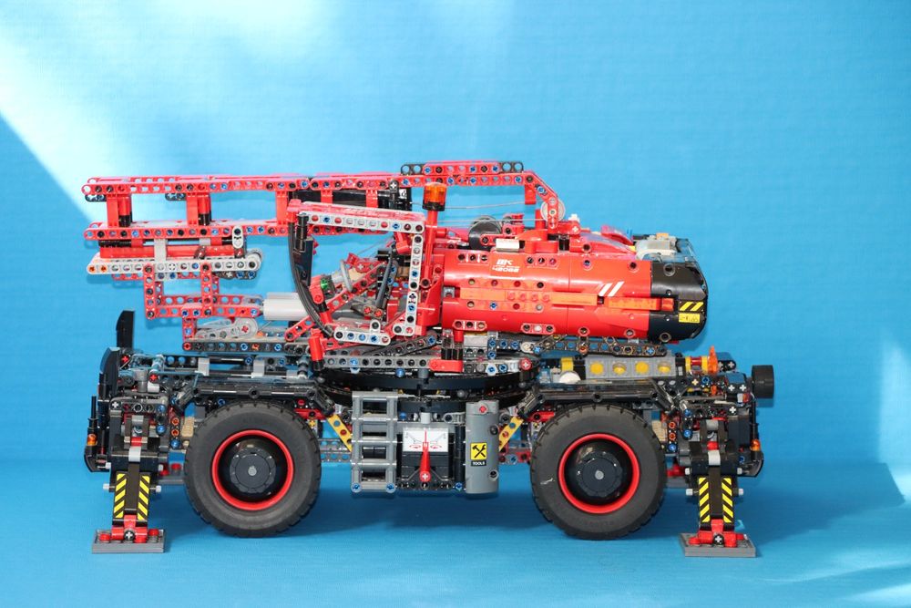 Lego Technik: Geländegängiger Kranwagen 42082 | Kaufen auf Ricardo