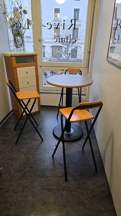 Coin cafétéria (D'occasion) à Confignon pour CHF 160 – retrait ...