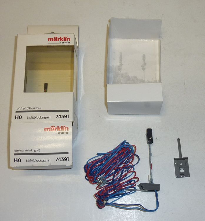 Märklin 74391 + 76391 Set Lichthauptsignal Hp0/Hp1 H0 (Gebraucht) in ...