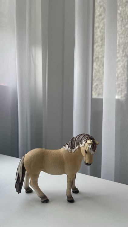 Schleich Pferd (Gebraucht) in Unterentfelden für CHF 6 – mit Lieferung auf Ricardo kaufen