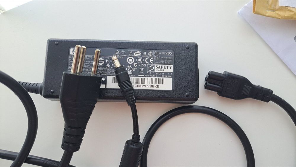 HP câble alimentation V 85 pour pc portable (Gebraucht) in Genève für ...
