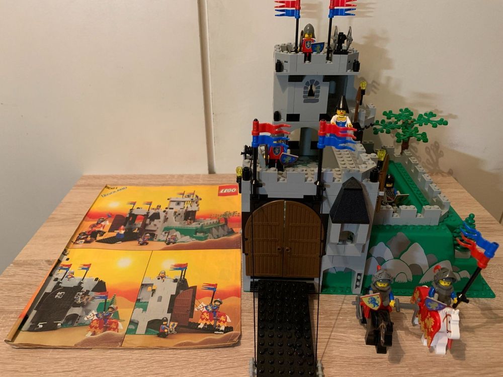 LEGO 6081 King's Mountain Fortress (Gebraucht) in Basel für CHF 255 ...