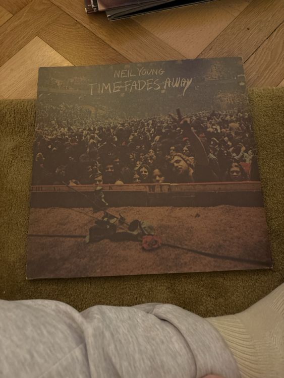 Neil Young - Time Fades Away - Schallplatte (Gebraucht) in Bern für CHF ...