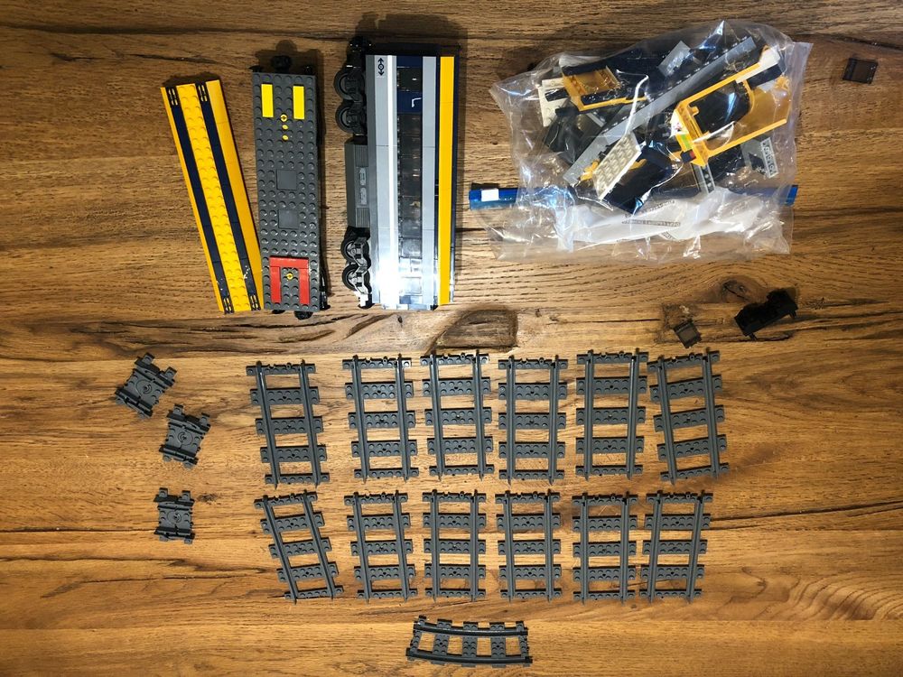 LEGO Zug Eisenbahn Teile (Gebraucht) in Gümligen für CHF 32 – mit ...