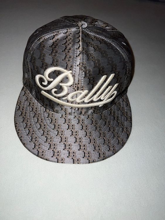 Cap Bally (Neu (gemäss Beschreibung)) in Biel/Bienne für CHF 49 – mit ...