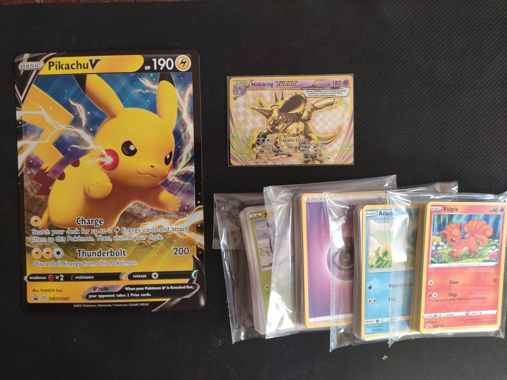 Pokèmon Pikachu V XXL + Turbo + 100 | Kaufen auf Ricardo