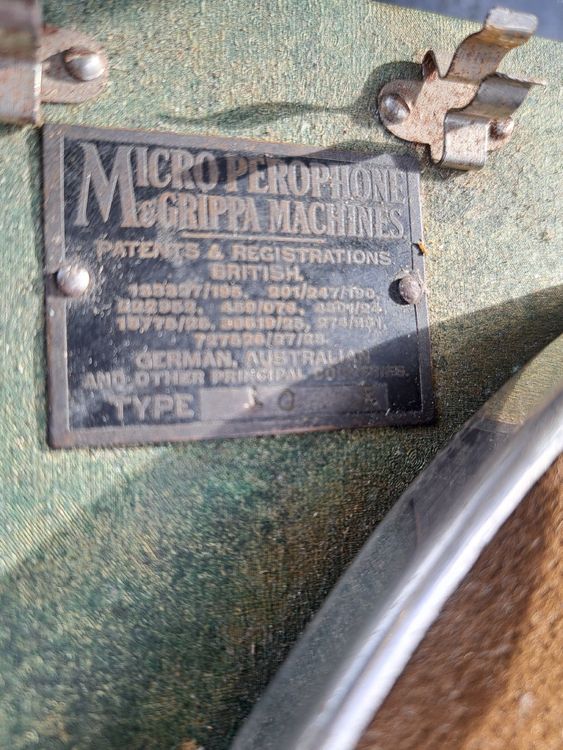 Micro Perophone Grammophon (Defekt) in Gasel für CHF 10 – mit Lieferung ...