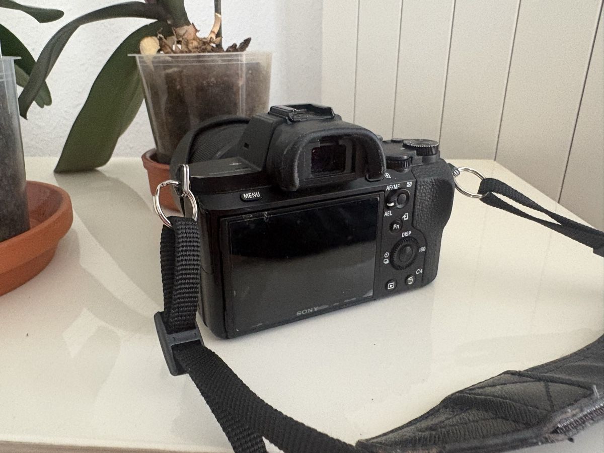 Appareil photo Sony Alpha 7 II avec objectif 28-70mm (Gebraucht) in ...